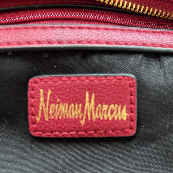 Neiman Marcus | Bags | Neiman Marcus Red Shoulder Bagnwot | Poshmark